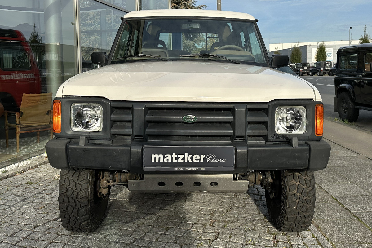 Land Rover Discovery 1 200 TDI “Edition Rainbow”