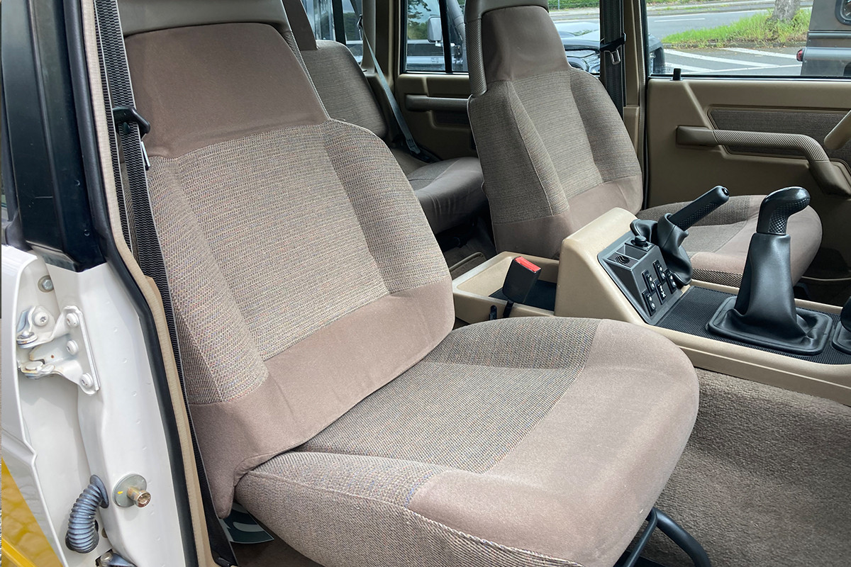 Land Rover Discovery 1 200 TDI “Edition Rainbow”